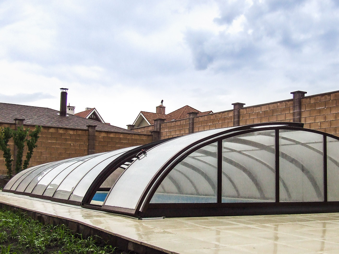 Pooltak, poolskydd och pooltäckningar för pooler och spabad