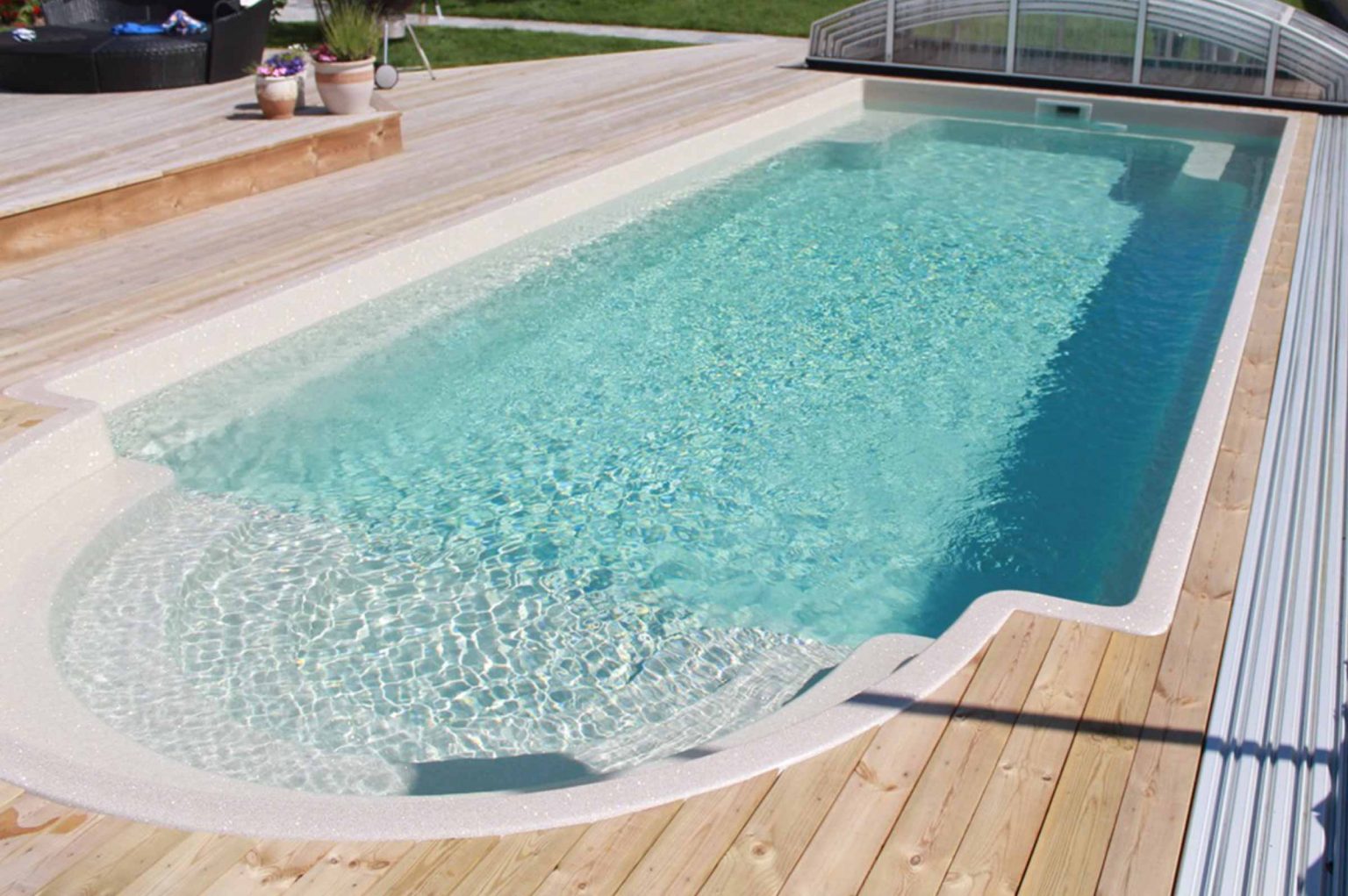 Poolen - Java, klassisk design, romersk trappa & livstidsgaranti